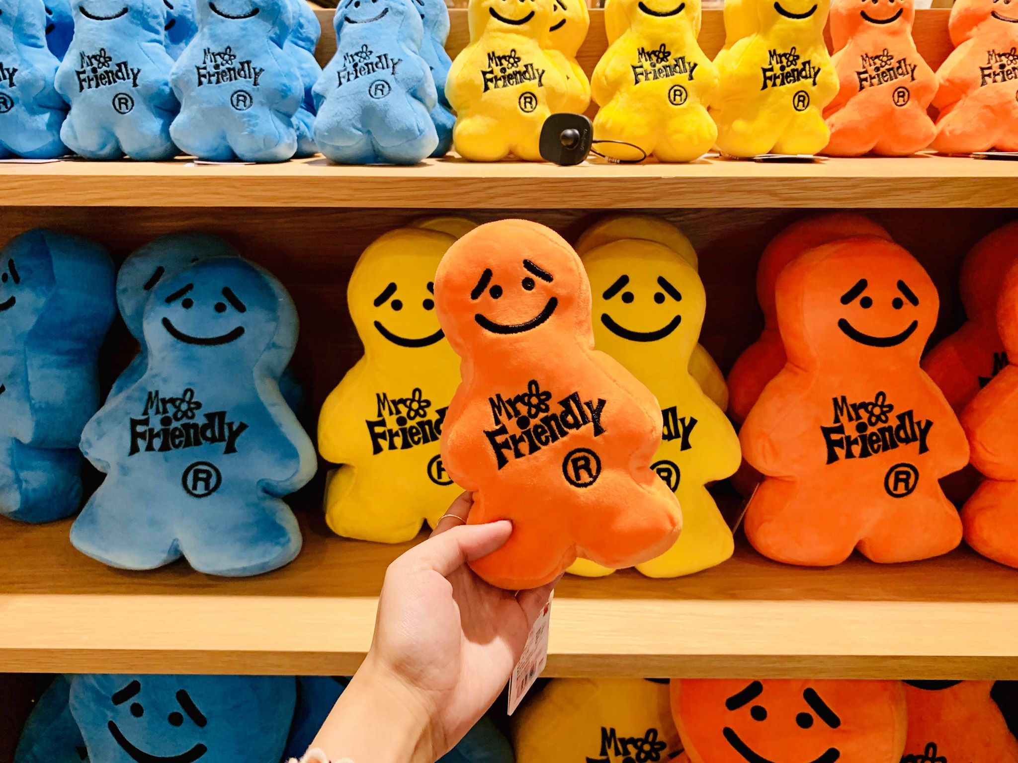 「MR.FRIENDLY快閃店」松菸誠品登場！人形燒這麼可愛怎麼捨得吃？ | MR.FRIENDLY、友善先生、人形燒、松菸誠品、巡迴 | 愛 ...